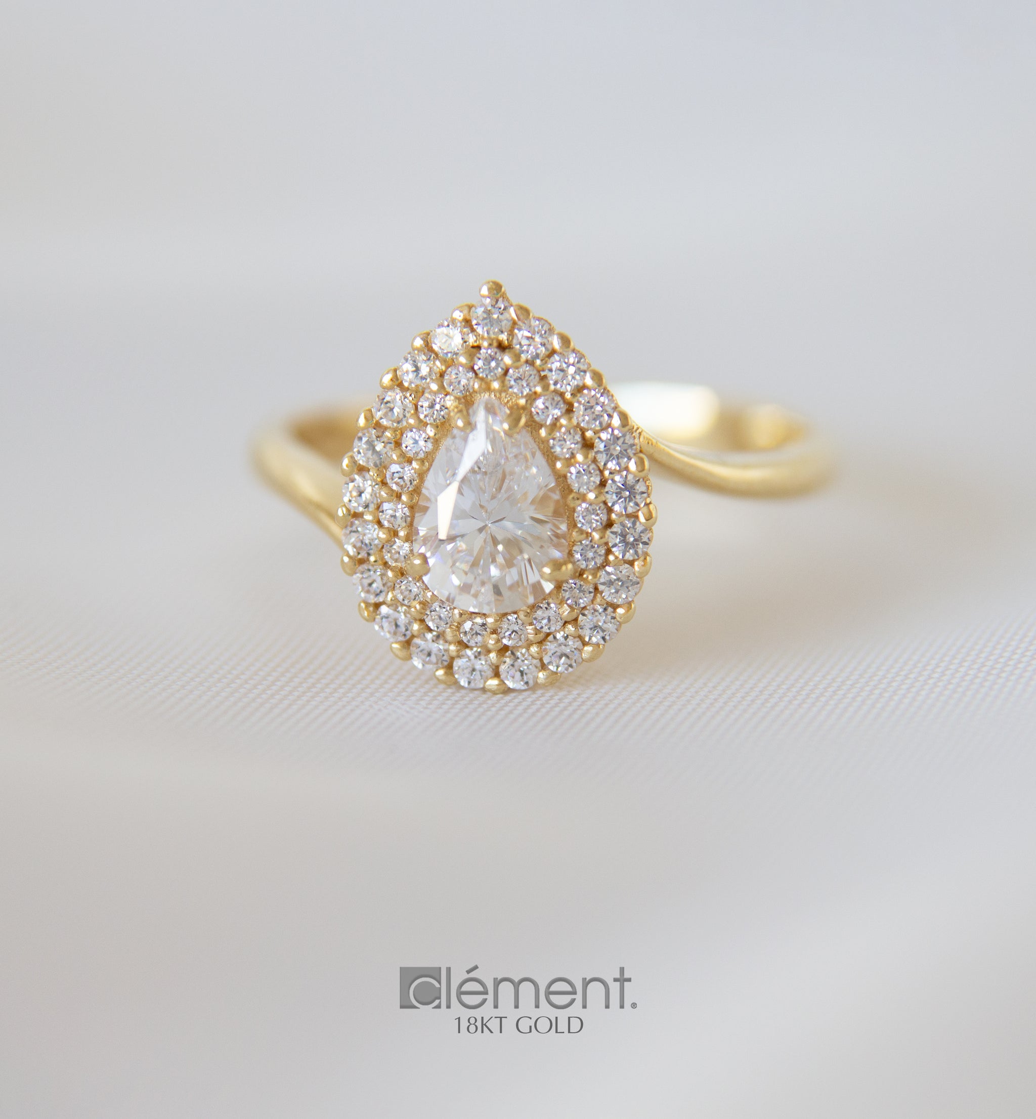 18ct Yellow Gold CZ Drop Ring