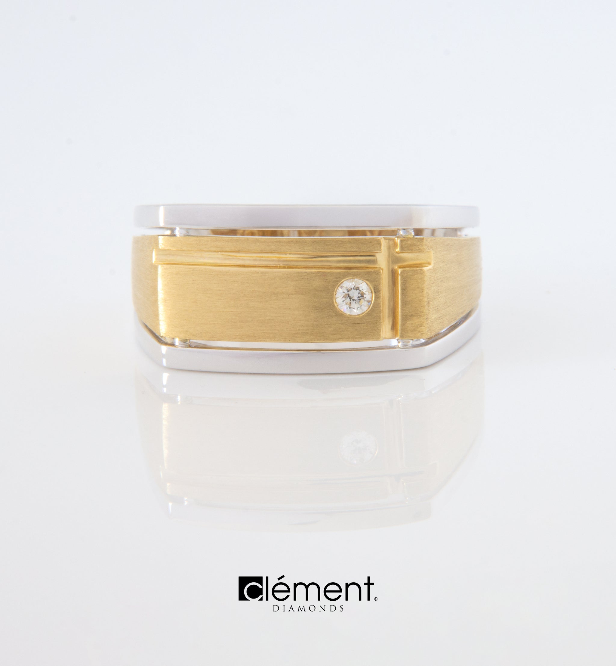 18ct Gold Two-Tone Signet Ring with Diamond